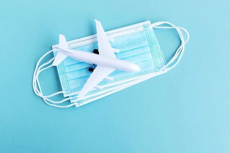 Federal Judge Strikes Down Federal Mask Mandate On Airplanes